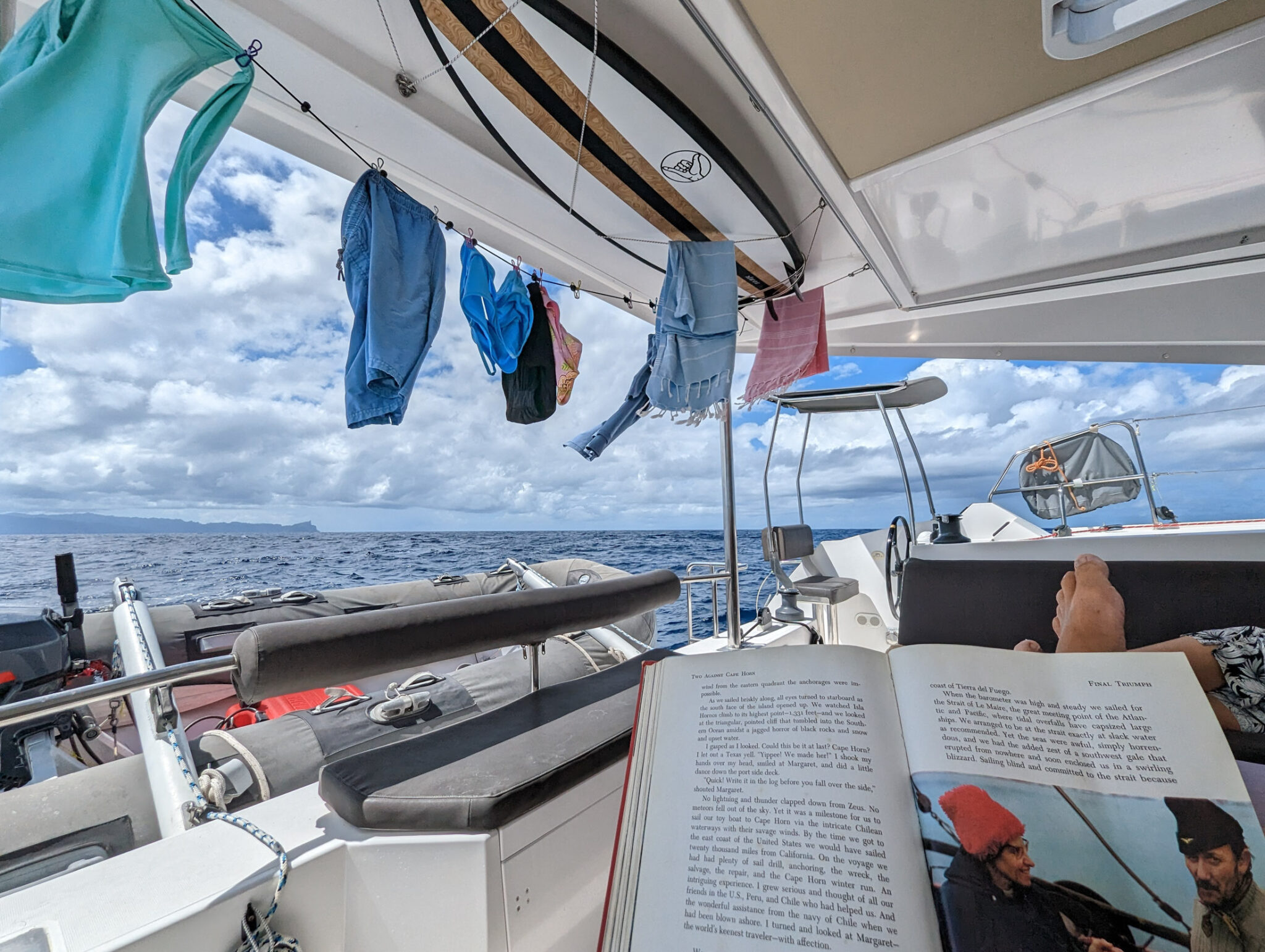 Sailing/Motoring to the Tuamotus - Bumfuzzle