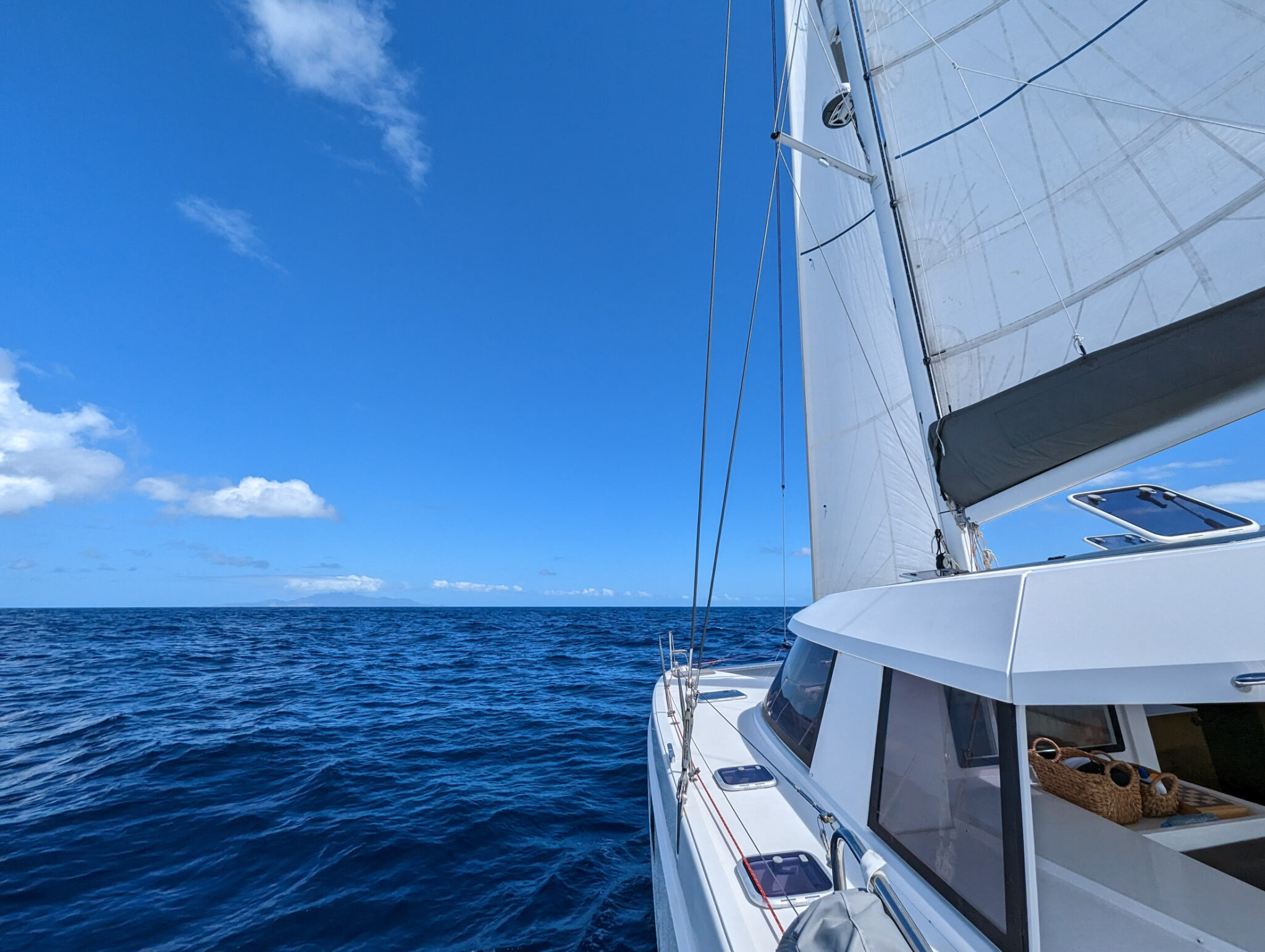Sailing/Motoring to the Tuamotus - Bumfuzzle
