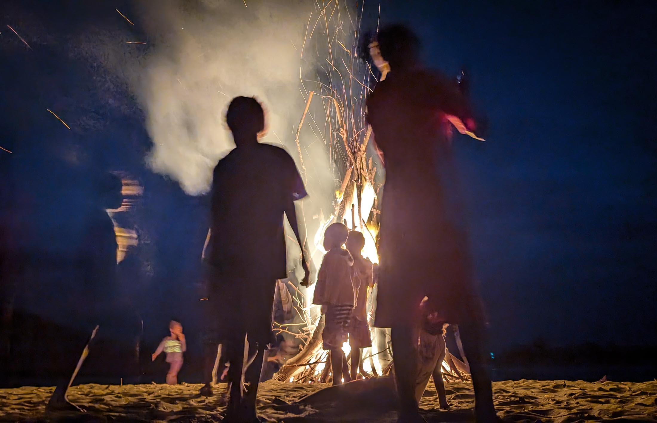 Vanuatu Beach Party - Bumfuzzle